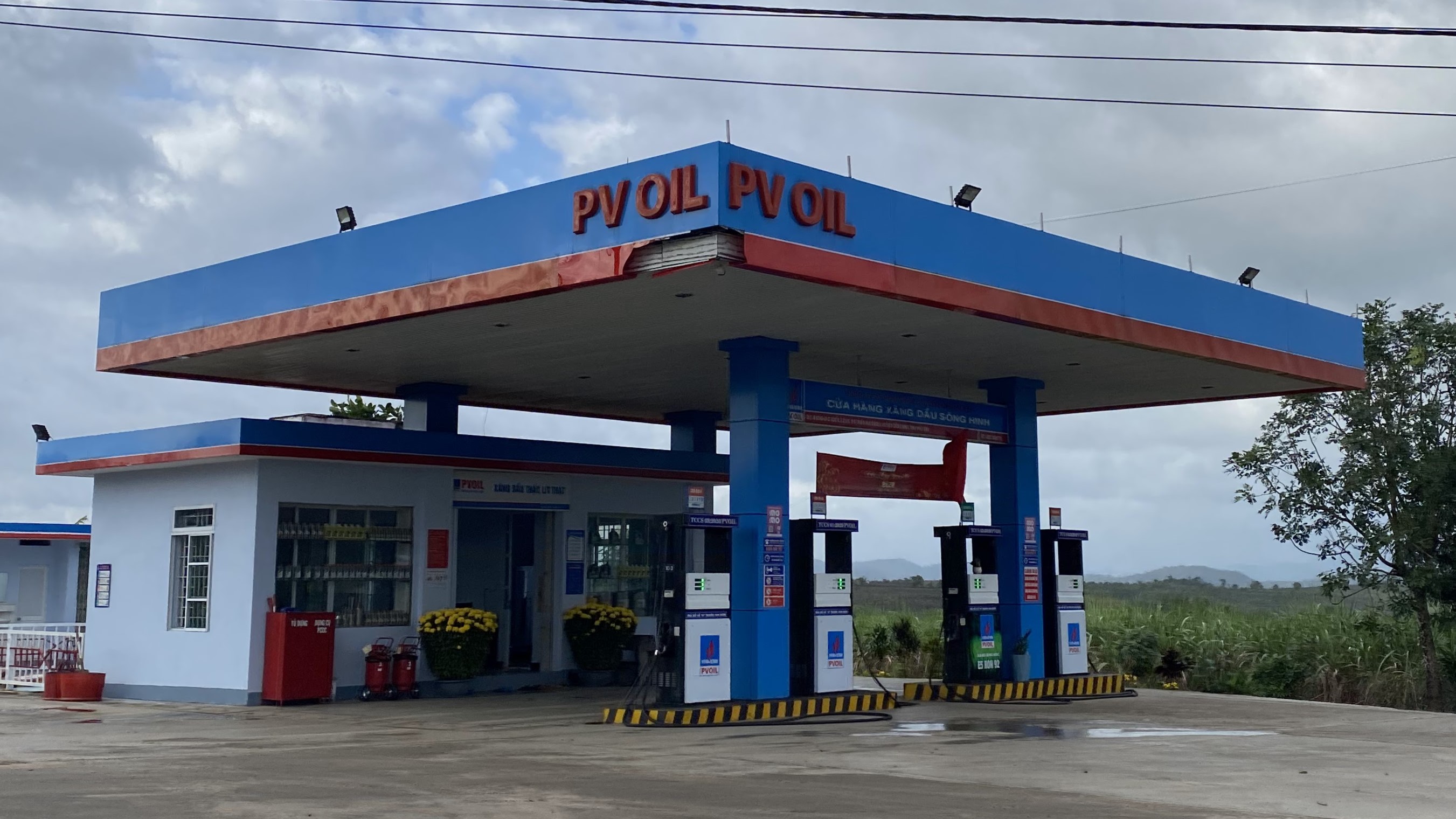 Cửa hàng xăng dầu PVOIL Sông Hinh